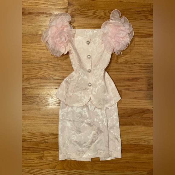 Vintage | Skirts | Vintage Pastel Pink Jacquard Shimmery Formal Coord ...